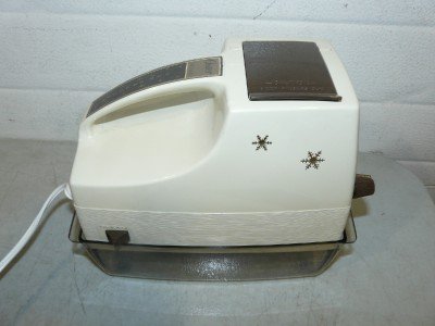 VINTAGE Oster SNOWFLAKE ice crusher,original