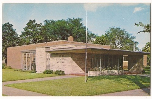 Grout Historical Museum-Waterloo Iowa Postcard