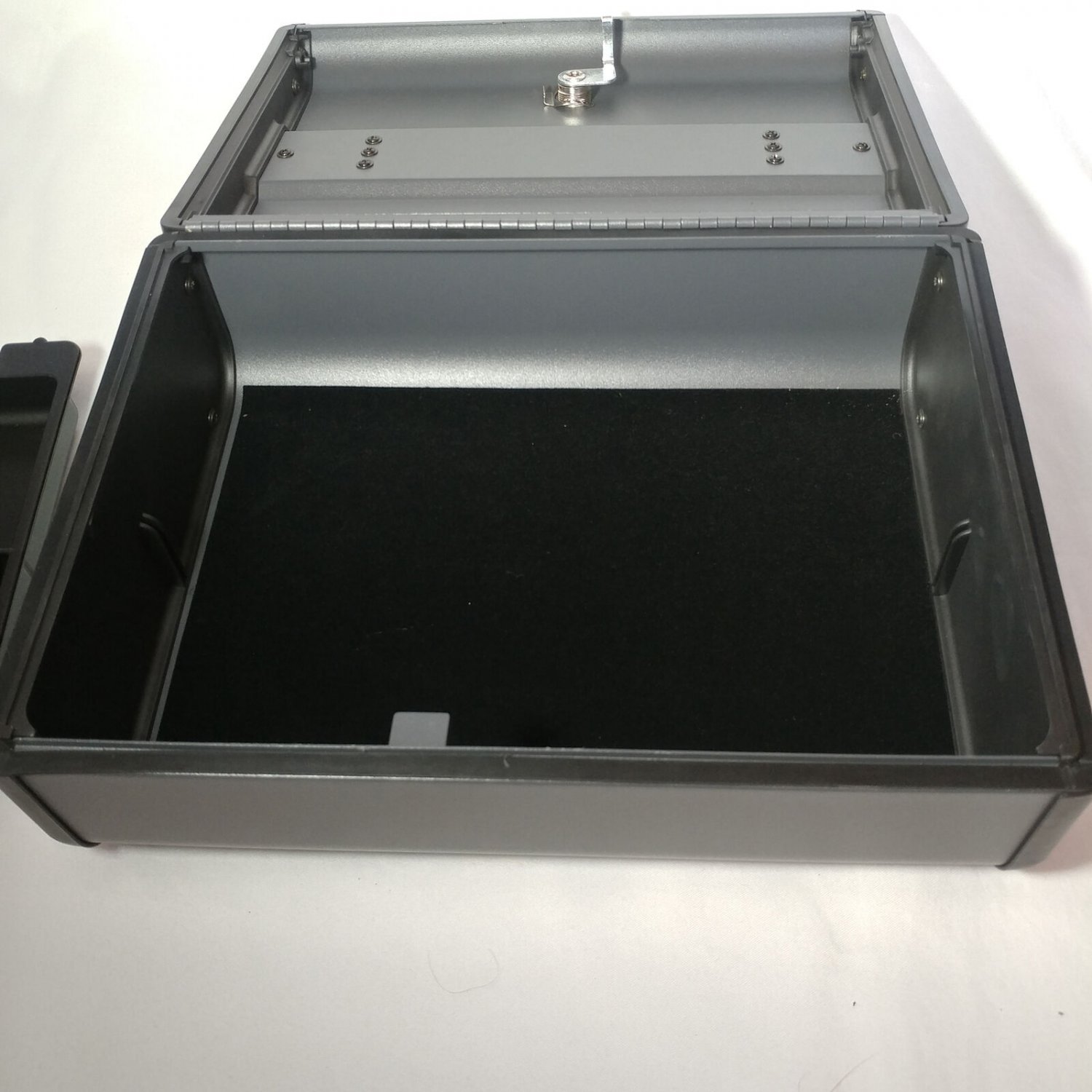 Steelmaster | Medium Money Box Safe with Key