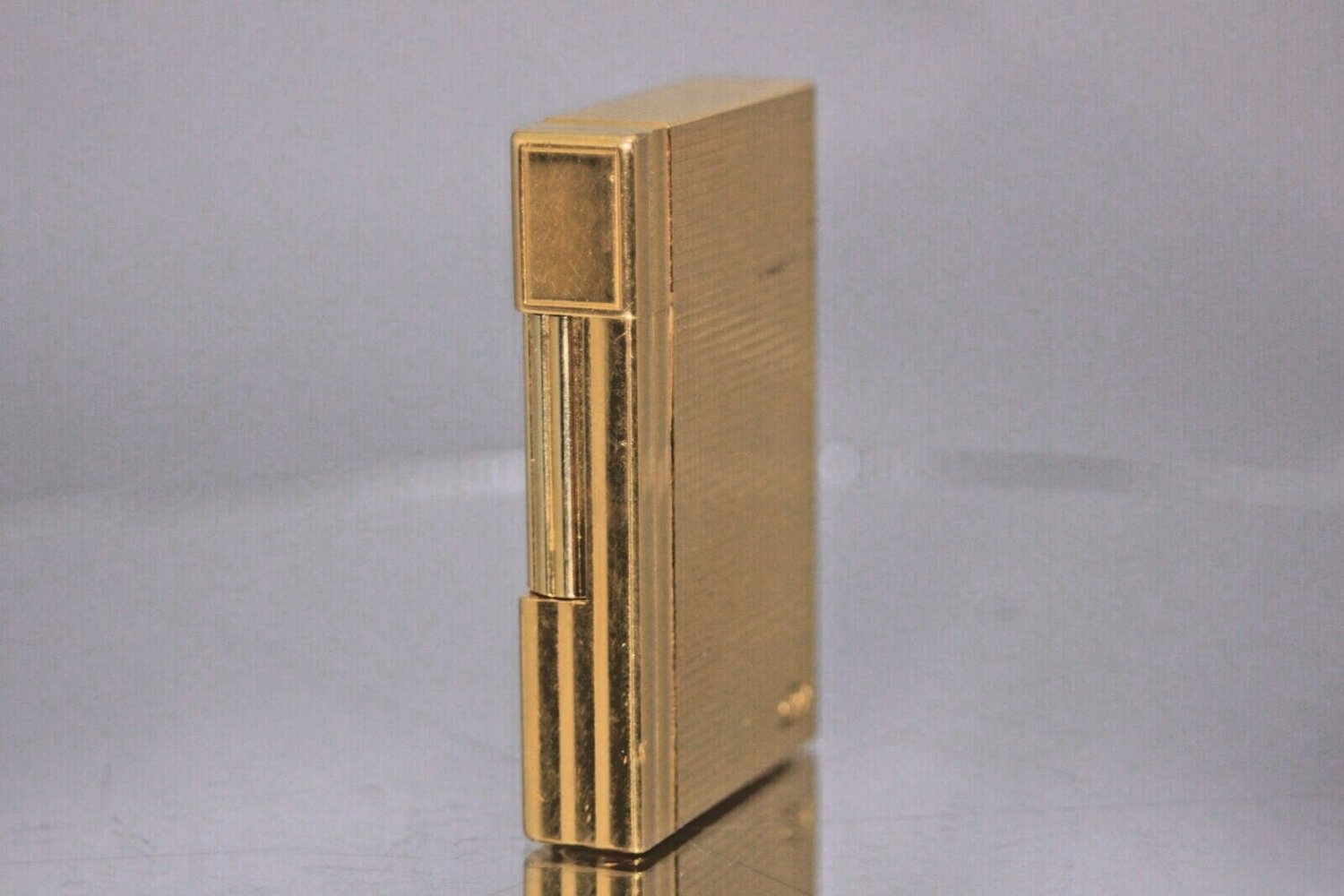 ST Dupont Gold Plated Diamond Pattern Gatsby Lighter