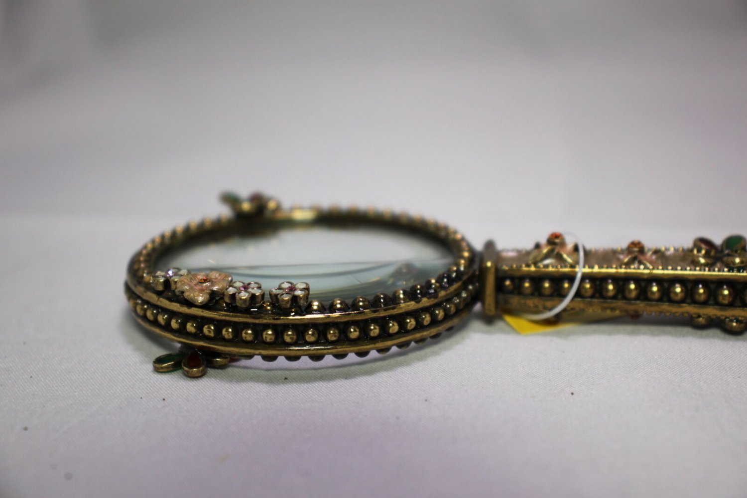 Alexander Kalifano Magnifying Glass with Swarovski Crystals