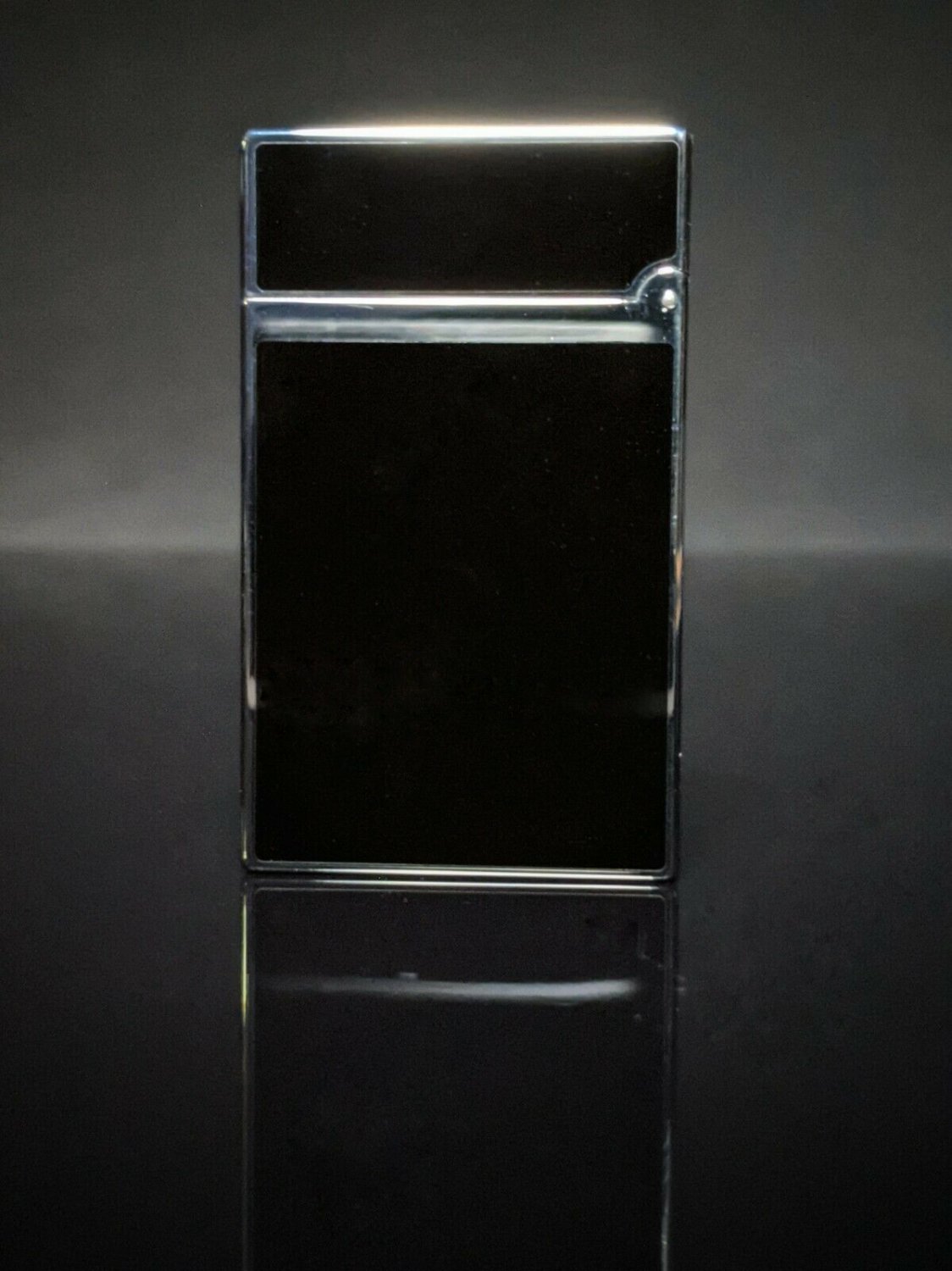 ST Dupont Solitaire L2 Lighter Made in France Empty No Gas