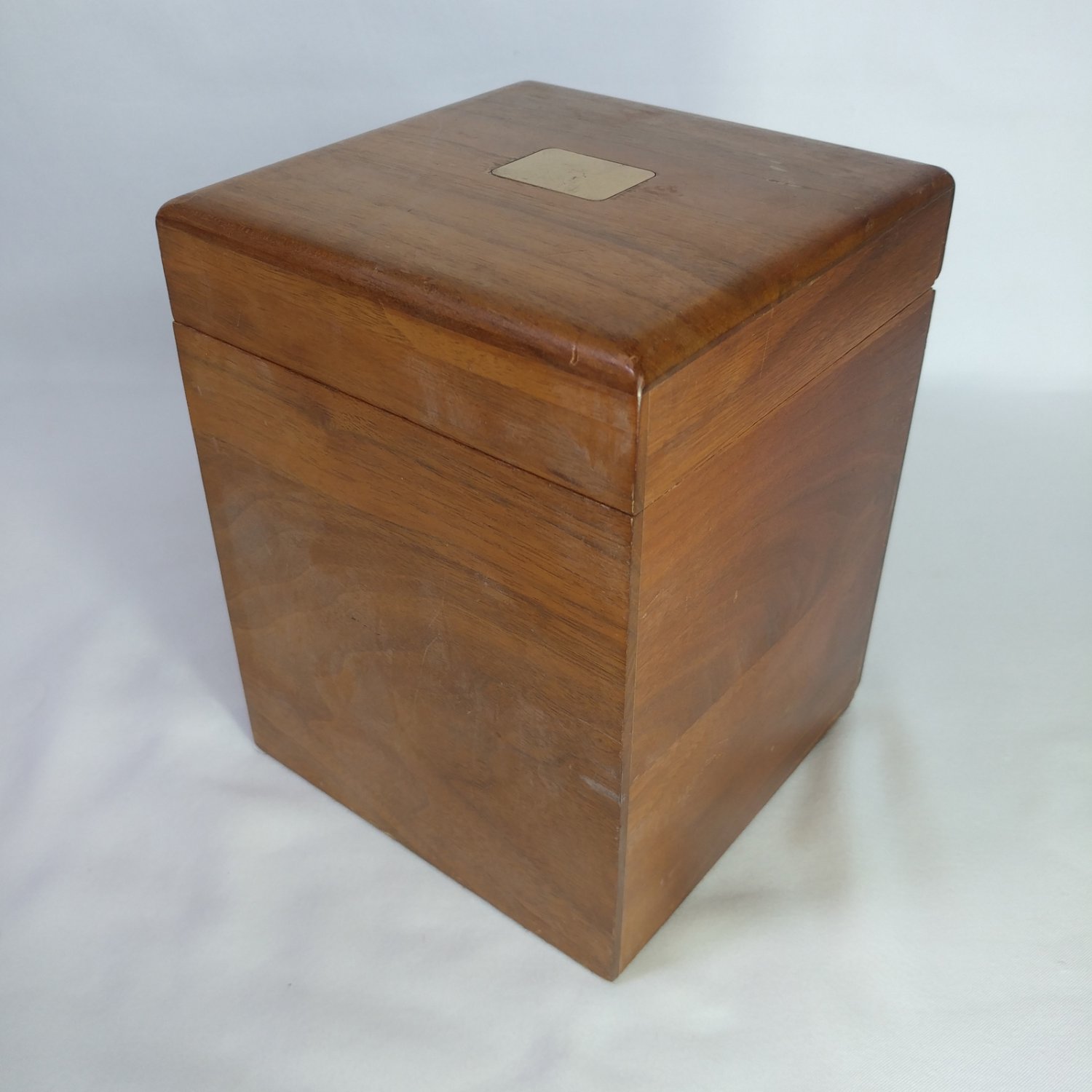 Desktop Humidor Walnut Wood