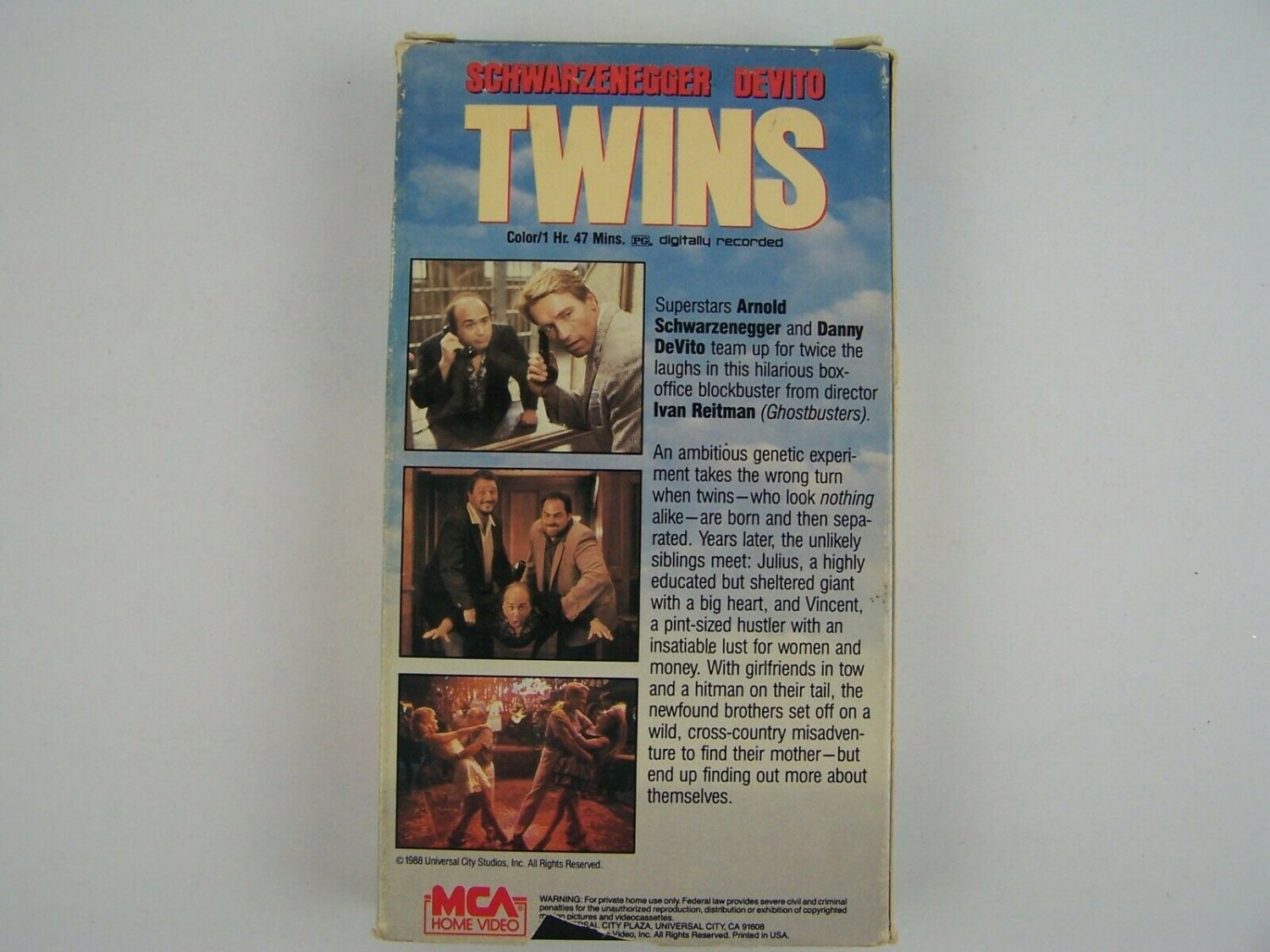Twins VHS Video Tape Arnold Schwarzenegger, Danny DeVito