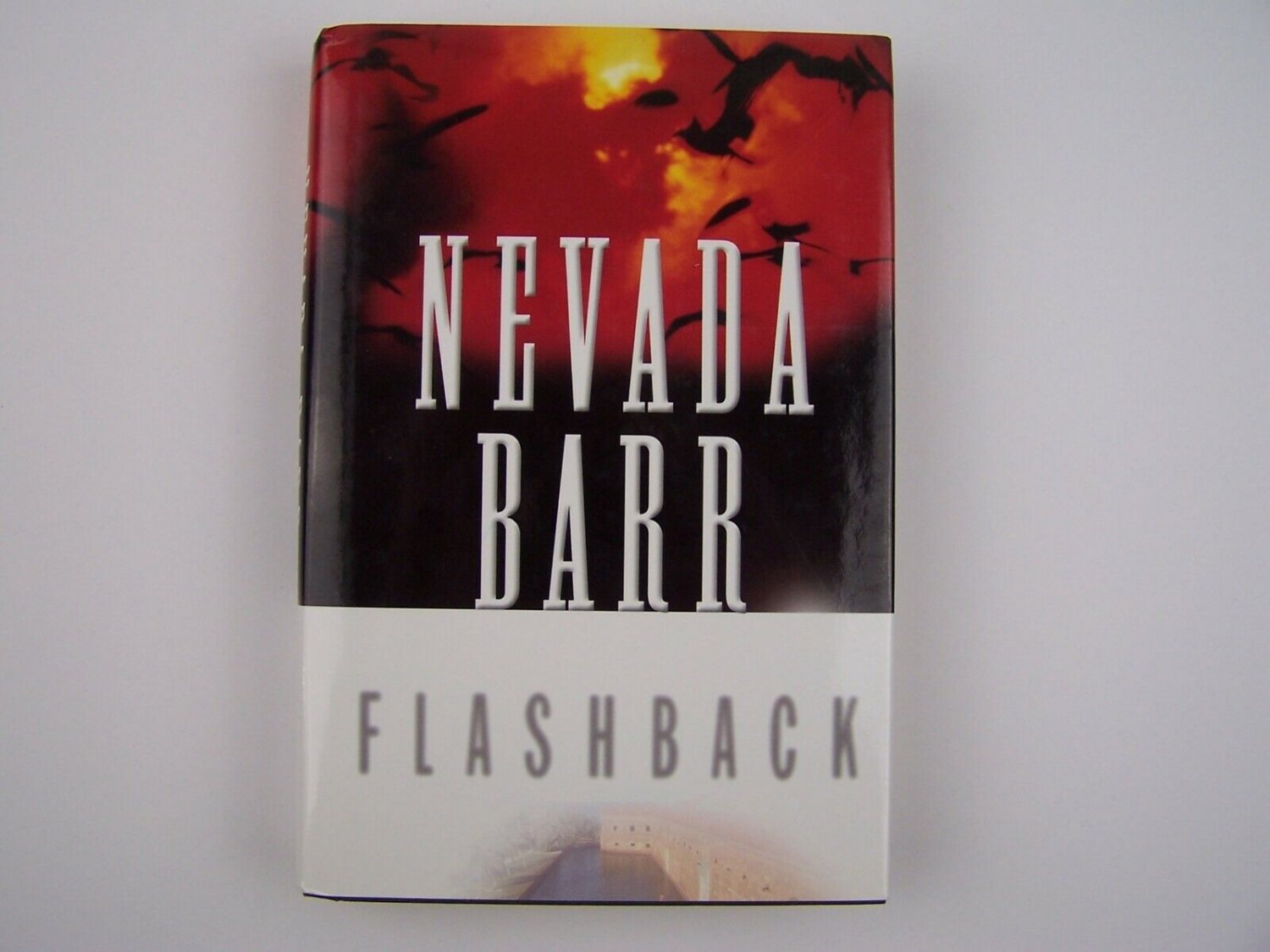 Nevada Barr Flashback (Anna Pigeon Mysteries) Hardcover BCE Book