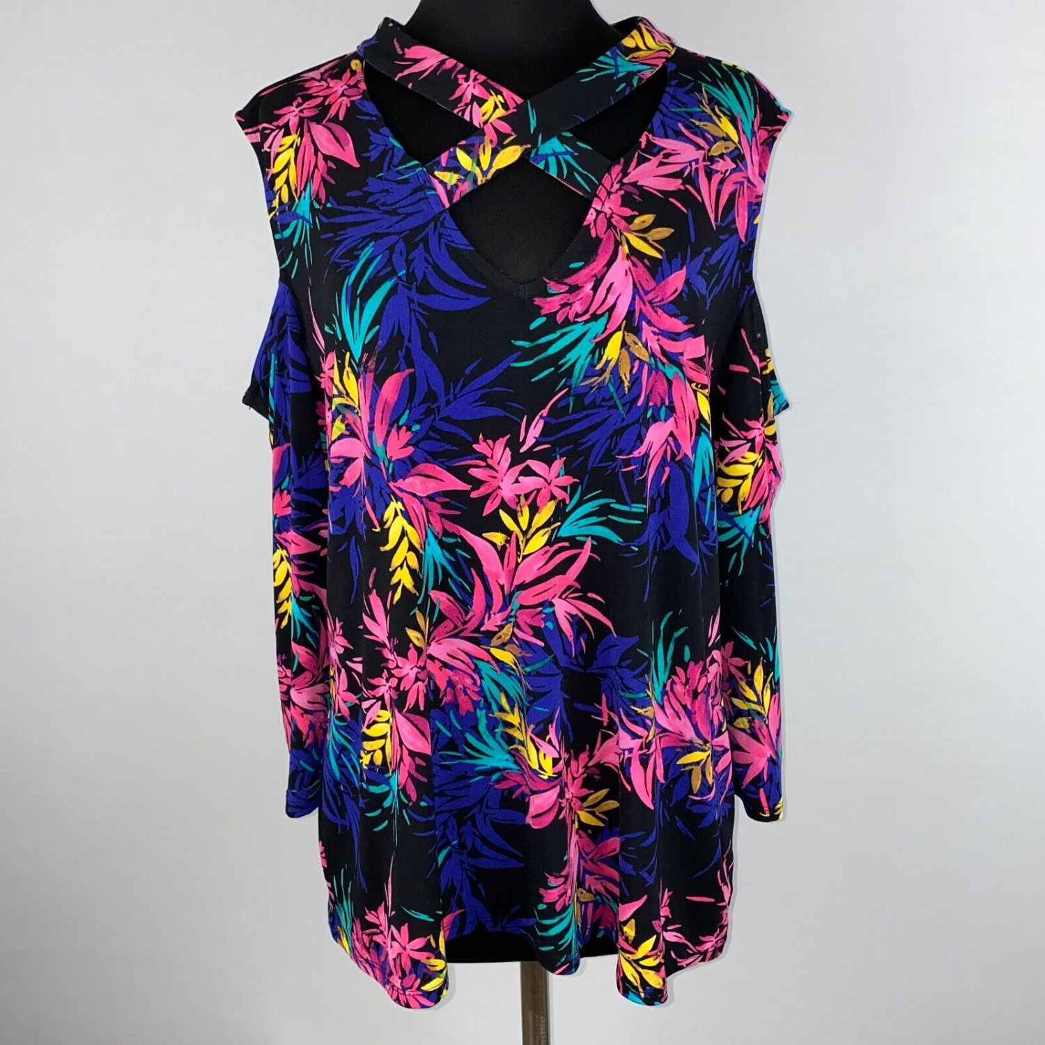 Bold Elements Cut To Curve Womens XXL Colorful Floral Abstract Cold ...