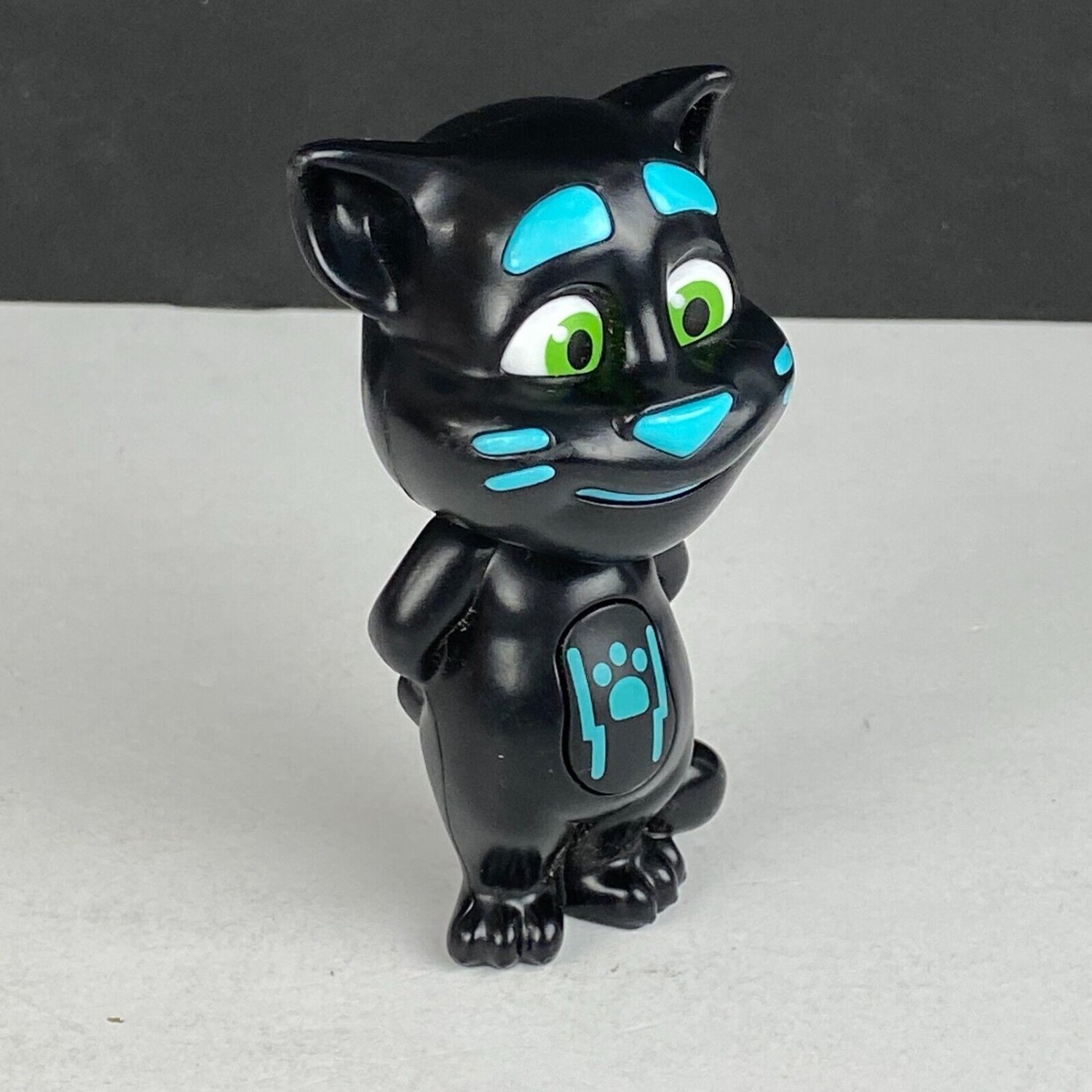 2016 McDonalds Meal Character Toy Talking Tom Blue Eyes Nose On Off ...