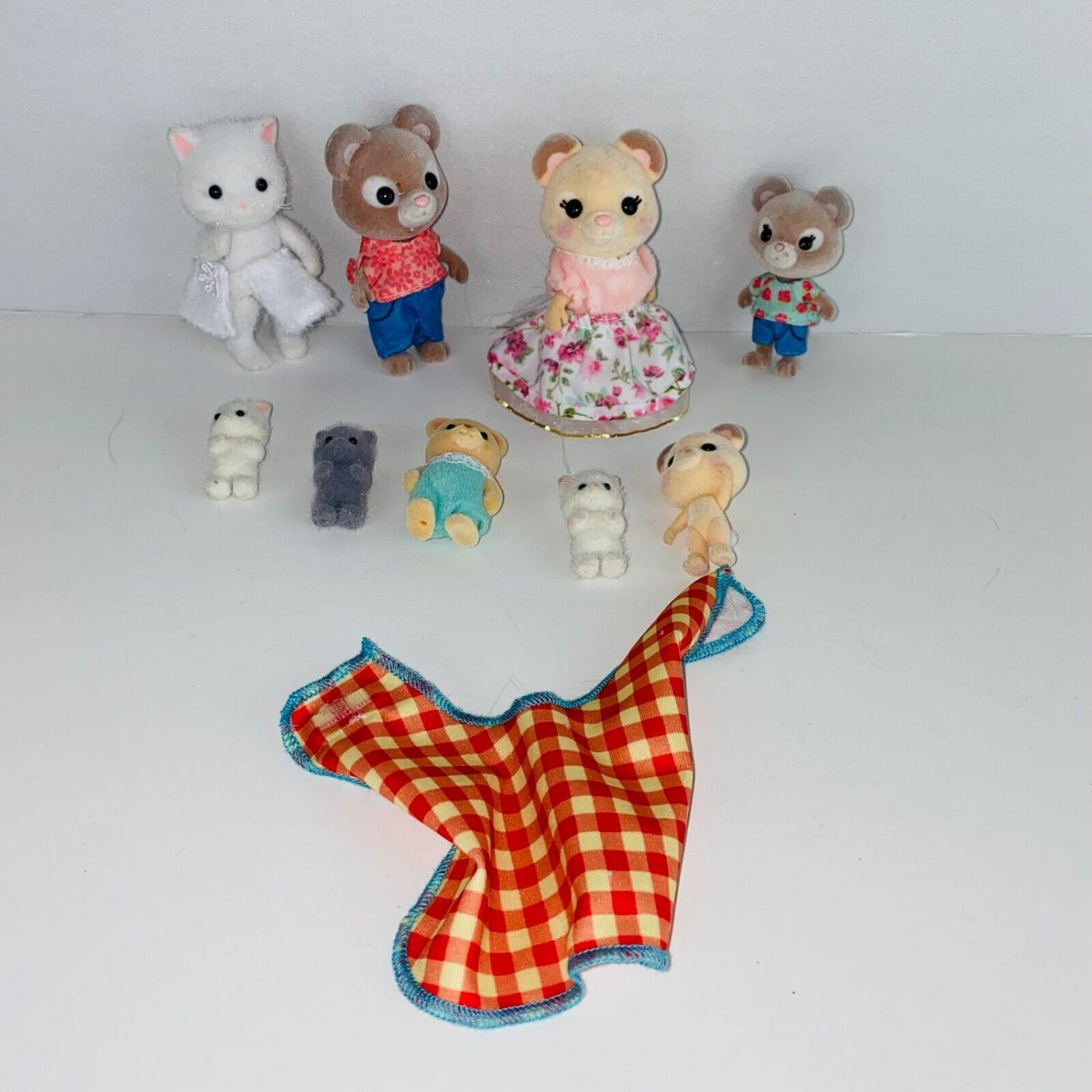 Calico Critters Lot of Flocked Velvety Animals Lot of 9 Kids Pretend ...