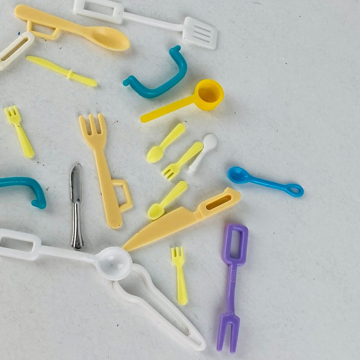 Barbie Bratz Doll Size Pretend Play Plastic Utensils Silverware Lot ...