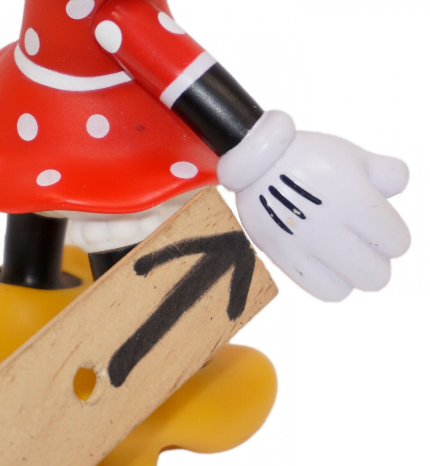 Minnie Mouse 7" posable toy figure - Disney plastic figurine