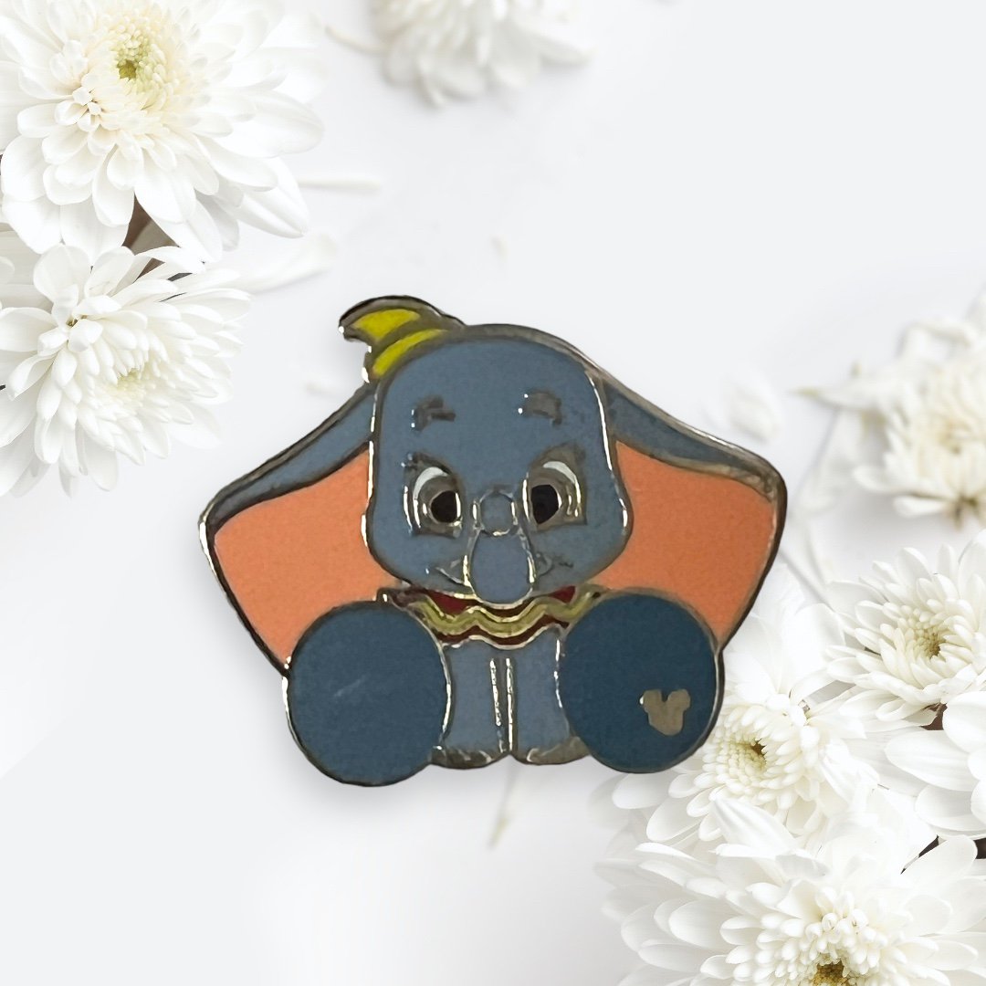 Disney Official Trading Enamel Pin Pin (Dumbo v1)