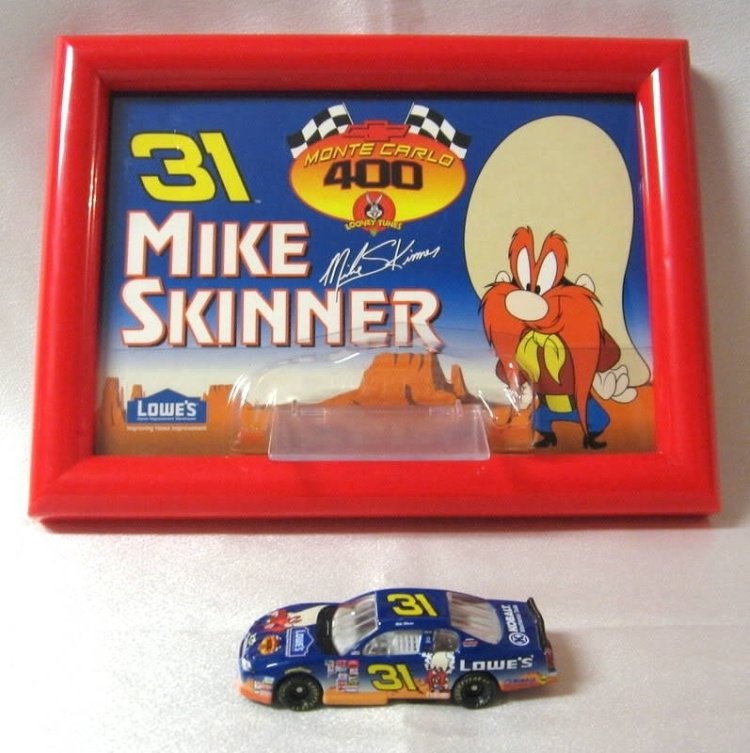 Mike Skinner #31 Nascar Diecast Toy Car & Framed Picture 2001 By Action