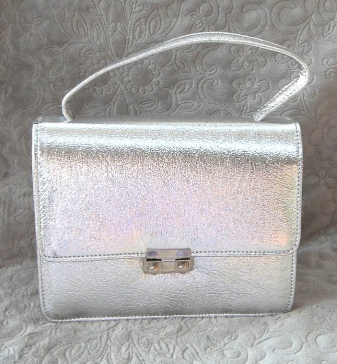 Flashy Fancy Silver Metallic Handbag Purse Vintage 1980s