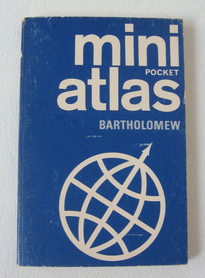 Mini Pocket Atlas Bartholomew Softcover Book Vintage 1977