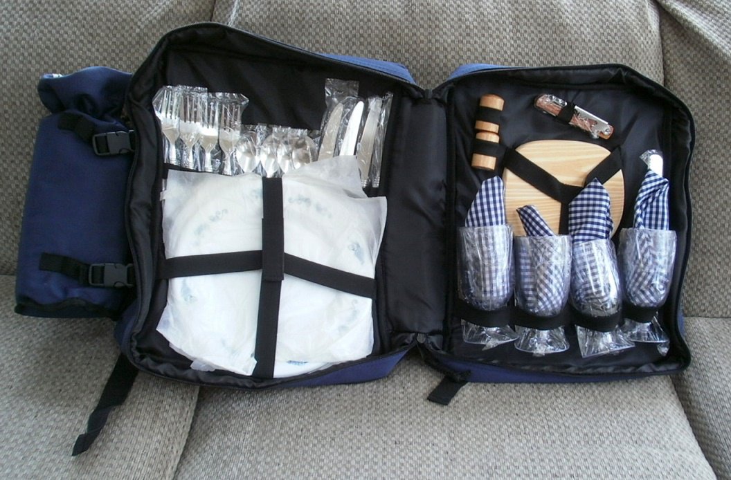 32 Piece Set Blue Picnic Camping Knapsack Bag Backpack By Picnic Essentials