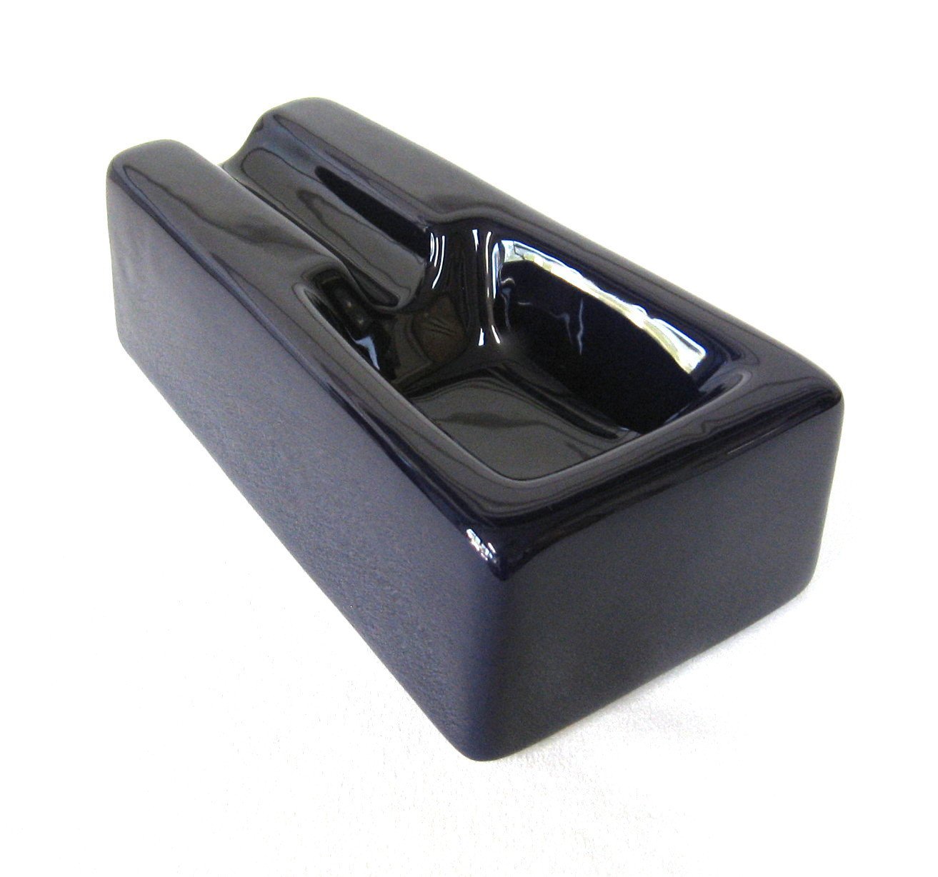 Mantello Deep Blue Ceramic Cigar Ashtray NEW Mantello Deep Blue Ceramic Cigar Ashtray NEW