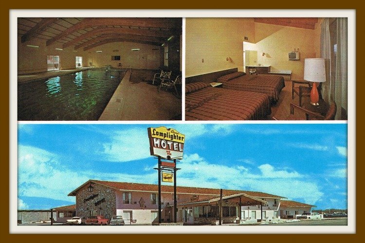 Scottsbluff Nebraska Lamplighter Motel Postcard Vintage 1950s