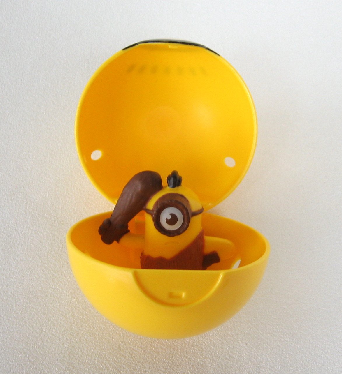 Minions The Rise of Gru Yellow Ball Toy & Caveman with Club 2019 McDonalds