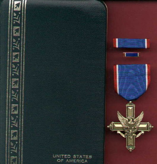 US Army Distinguished Service Cross Medal in case with ribbon bar and ...
