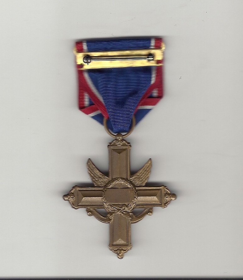 WWII Army Distinguished Service Cross medal Vintage World War 2