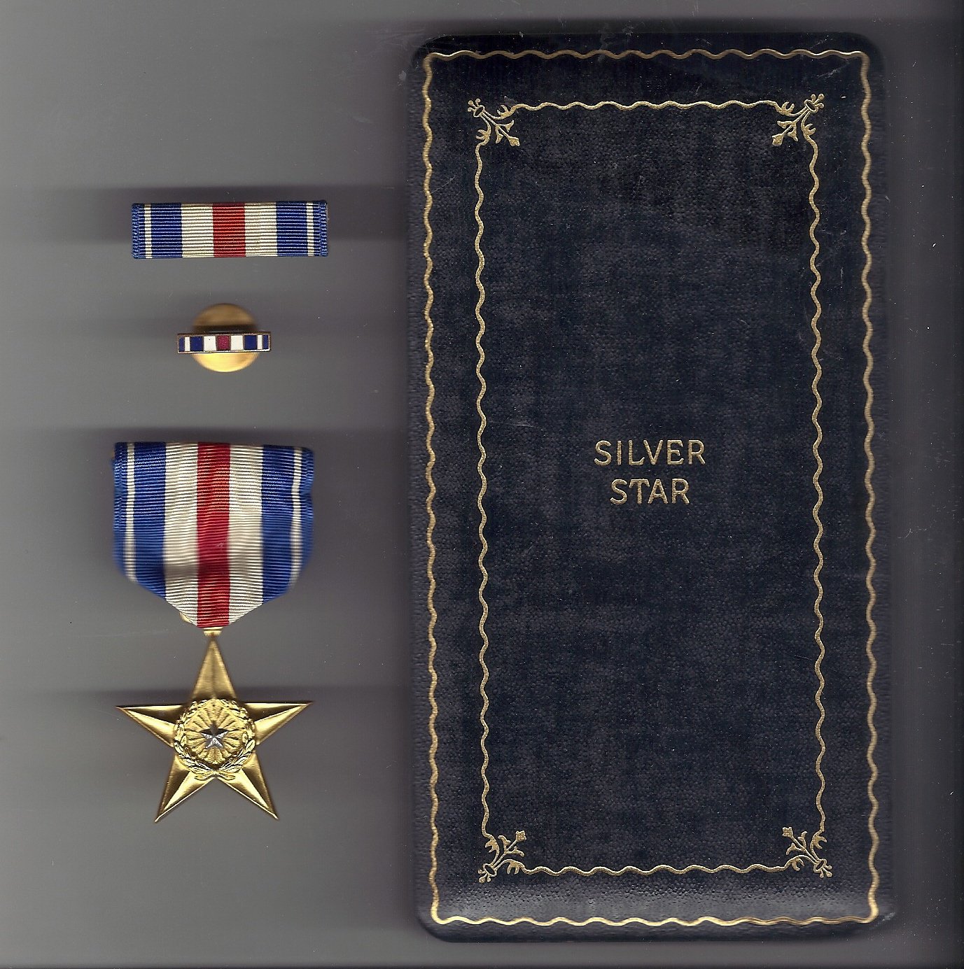 WWII Vintage Genuine Silver Star Award medal in case with ribbon bar ...
