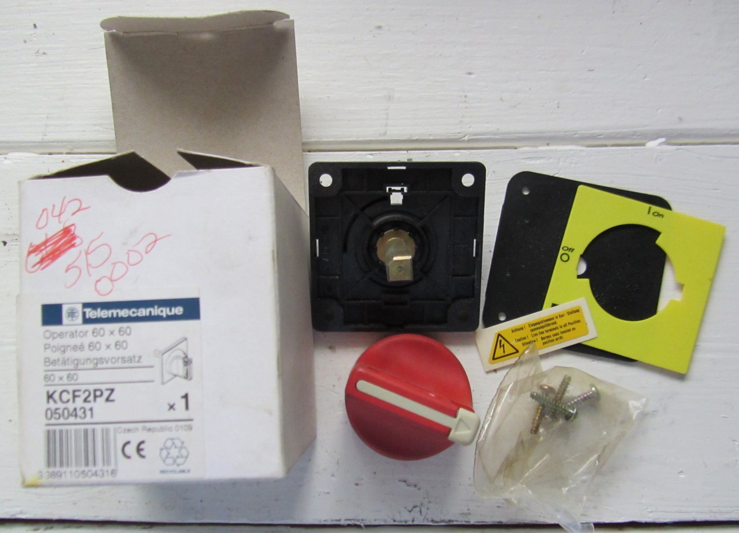 Telemecanique KCF2PZ Operator Handle for Disconnect Switch KCF-2PZ ON ...