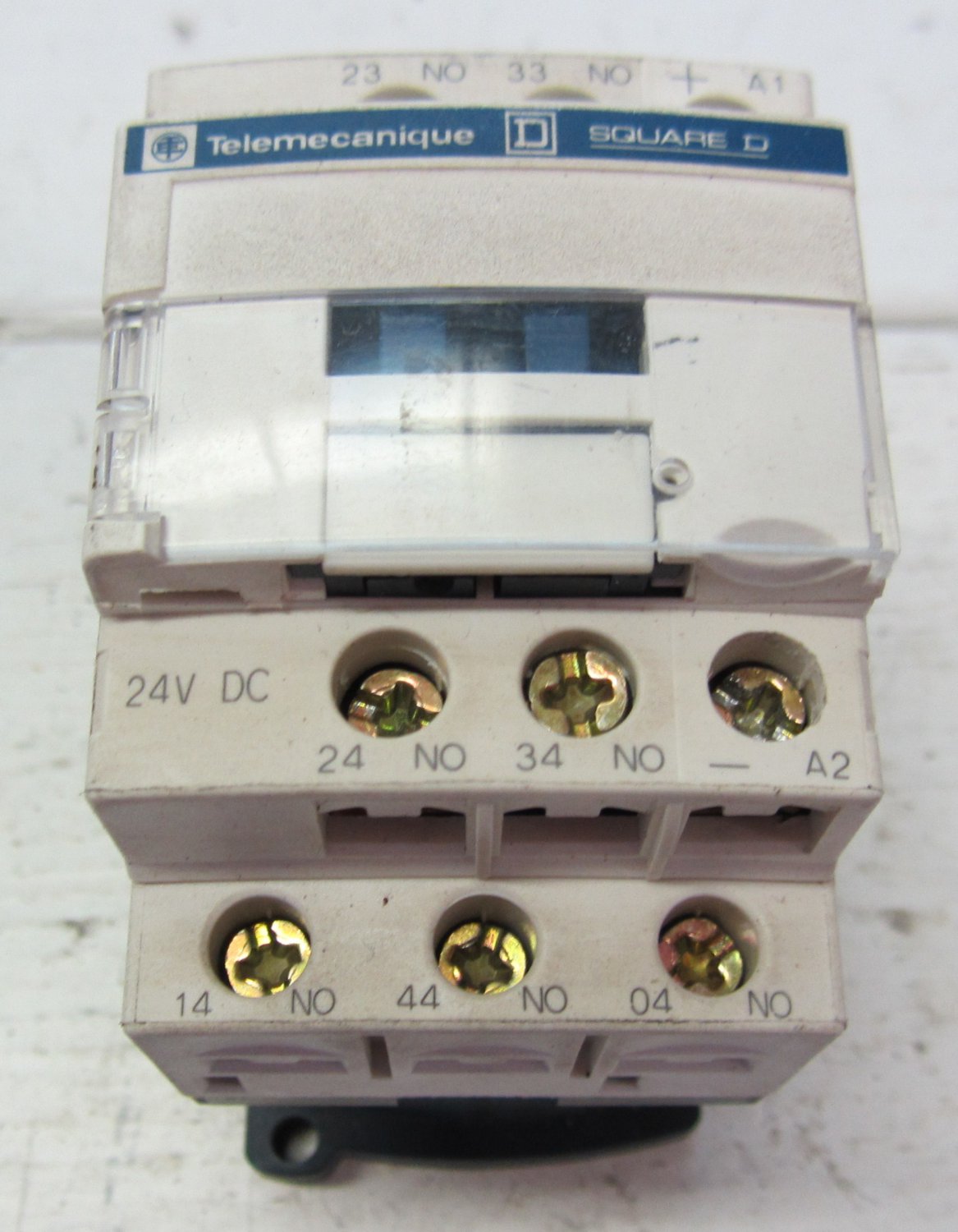Telemecanique CAD50BD 24 VDC 5 Contact Relay 10 Amp