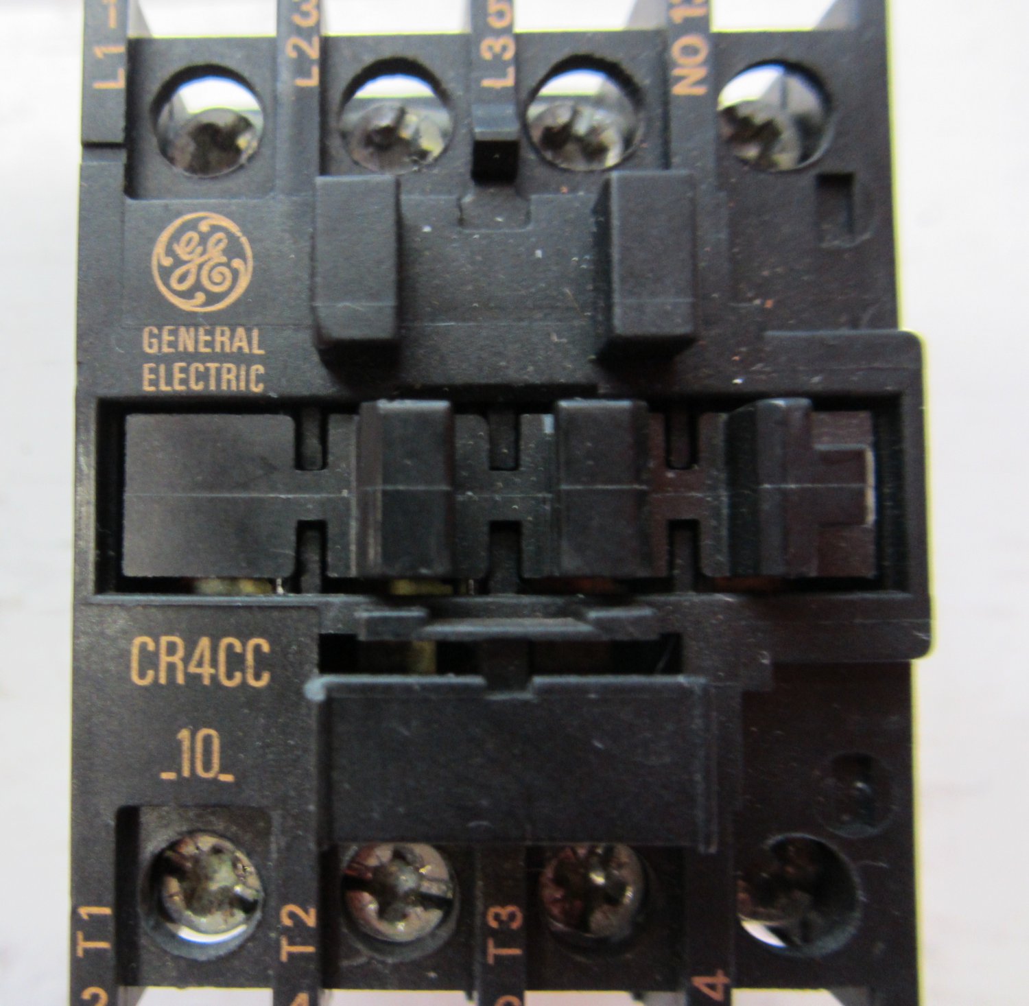 General Electric CR4CC-10 CR4CC Motor Starter Contactor 120 Volt Coil ...