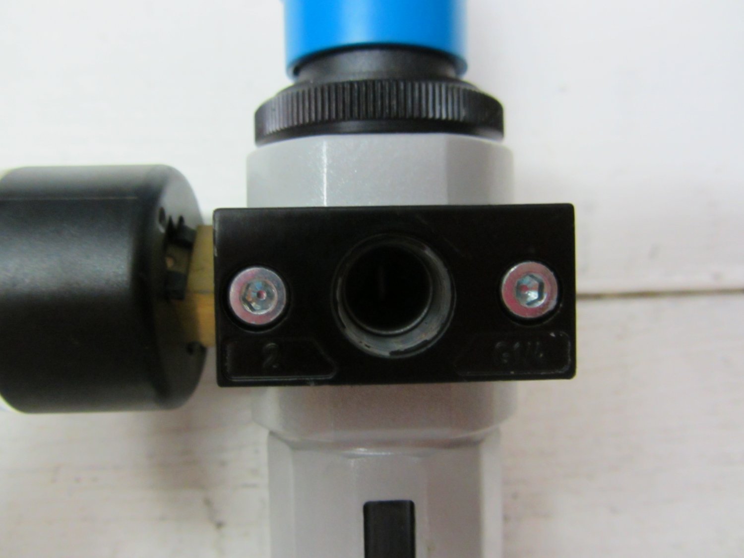 Festo Pneumatic LFR-D-MINI Pneumatic Pressure Regulator and Filter Bowl ...