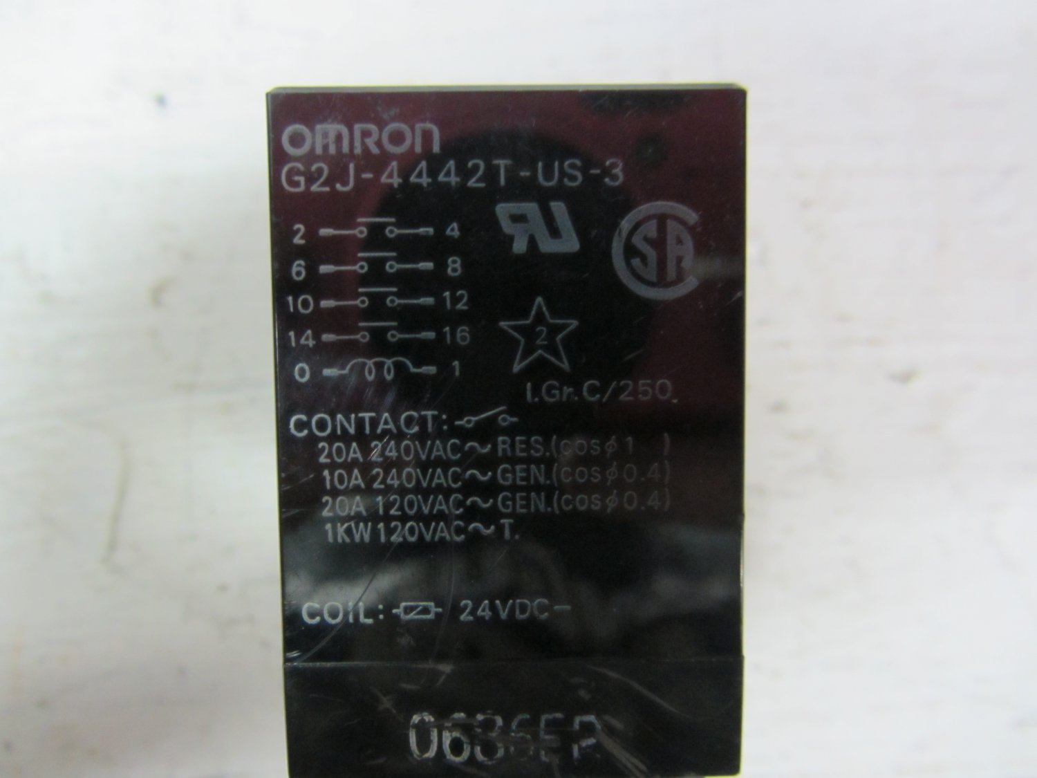 Omron G2J-4442T-US-3 All Purpose Relay 24 VDC Coil 20 Amp 120 VAC Rated