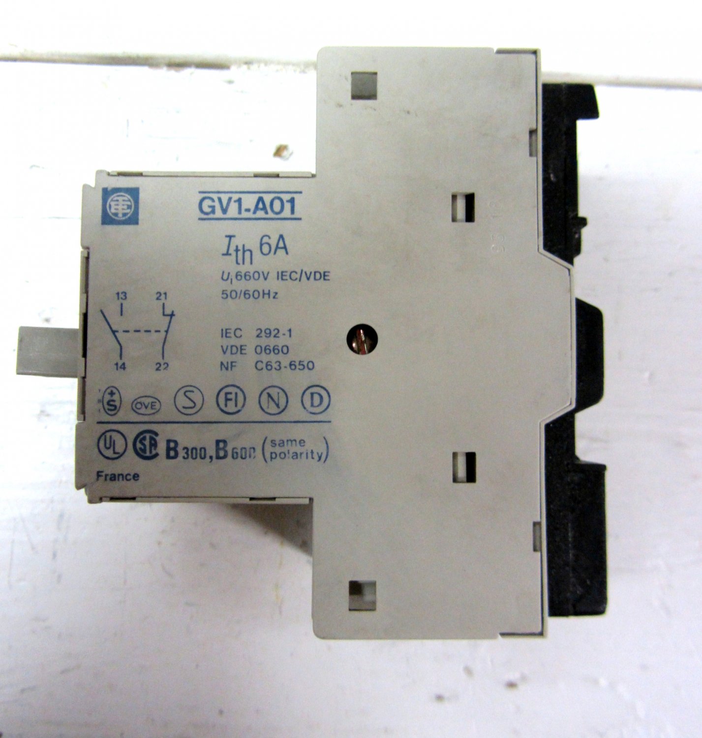 Telemecanique GV1-M20 Motor Protector Circuit Breaker 10 - 16 Amp GV1M20