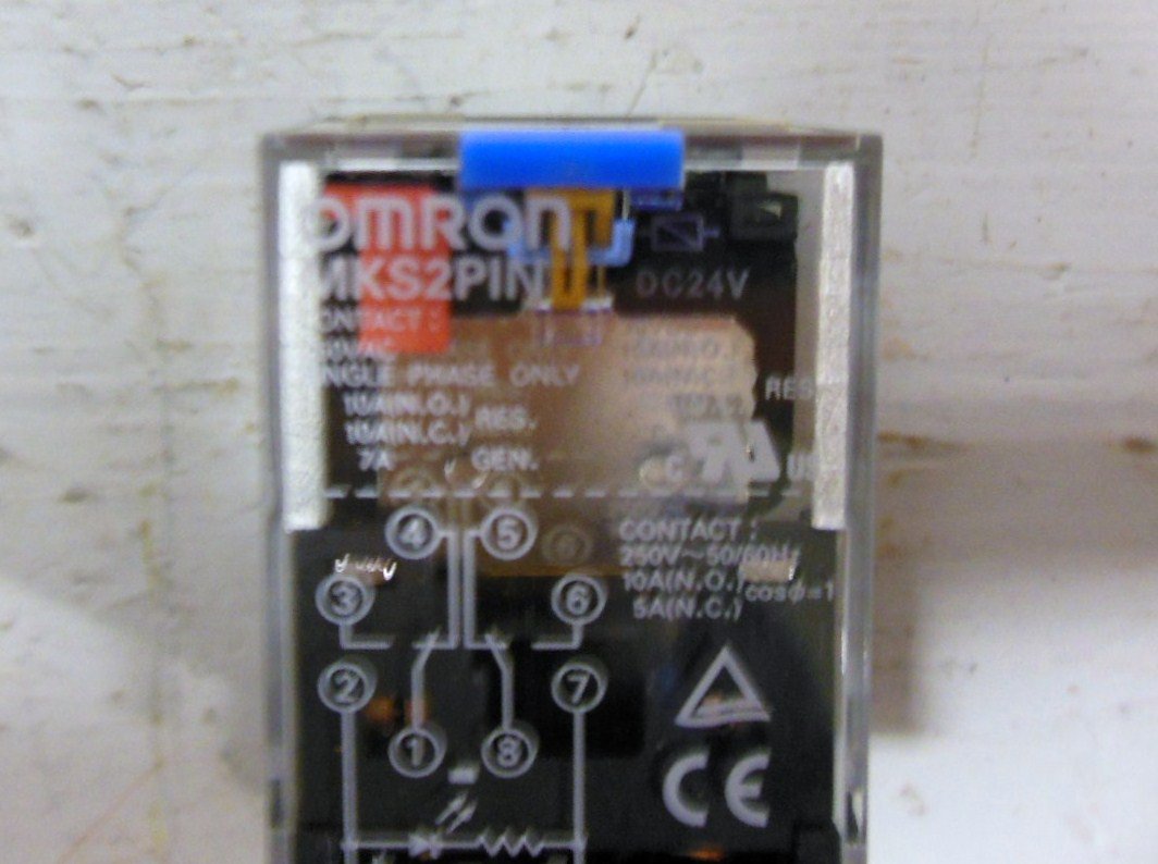 Omron MKS2PINDC24 24 VDC DPDT Cube Relay 250 V 10 Amp Contact Rating ...