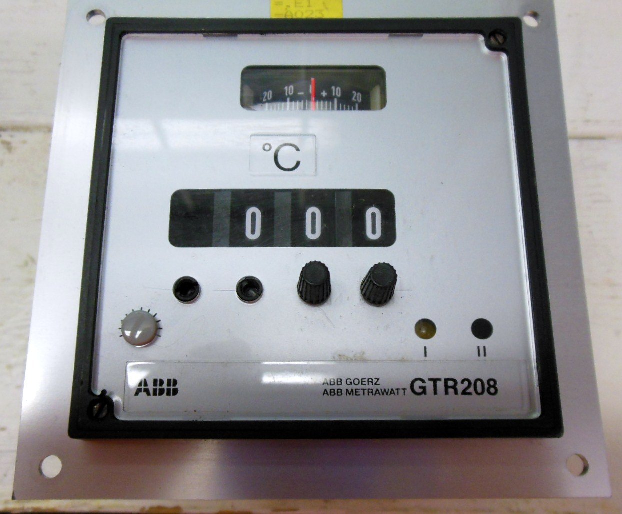 ABB METRAWATT GTR208 Temperature Controller 0 - 200 Degree Celcius