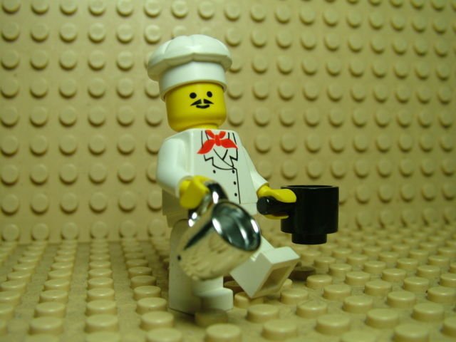 LEGO ~Chef ~ Minifigure Silver Mug Pan Town Classic Baker Cook Cafe ...