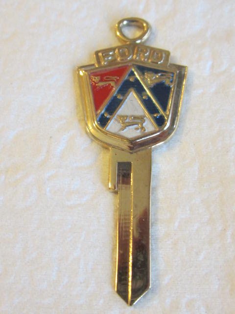 VINTAGE KEY BLANK FOR FORD NEW OLD STOCK