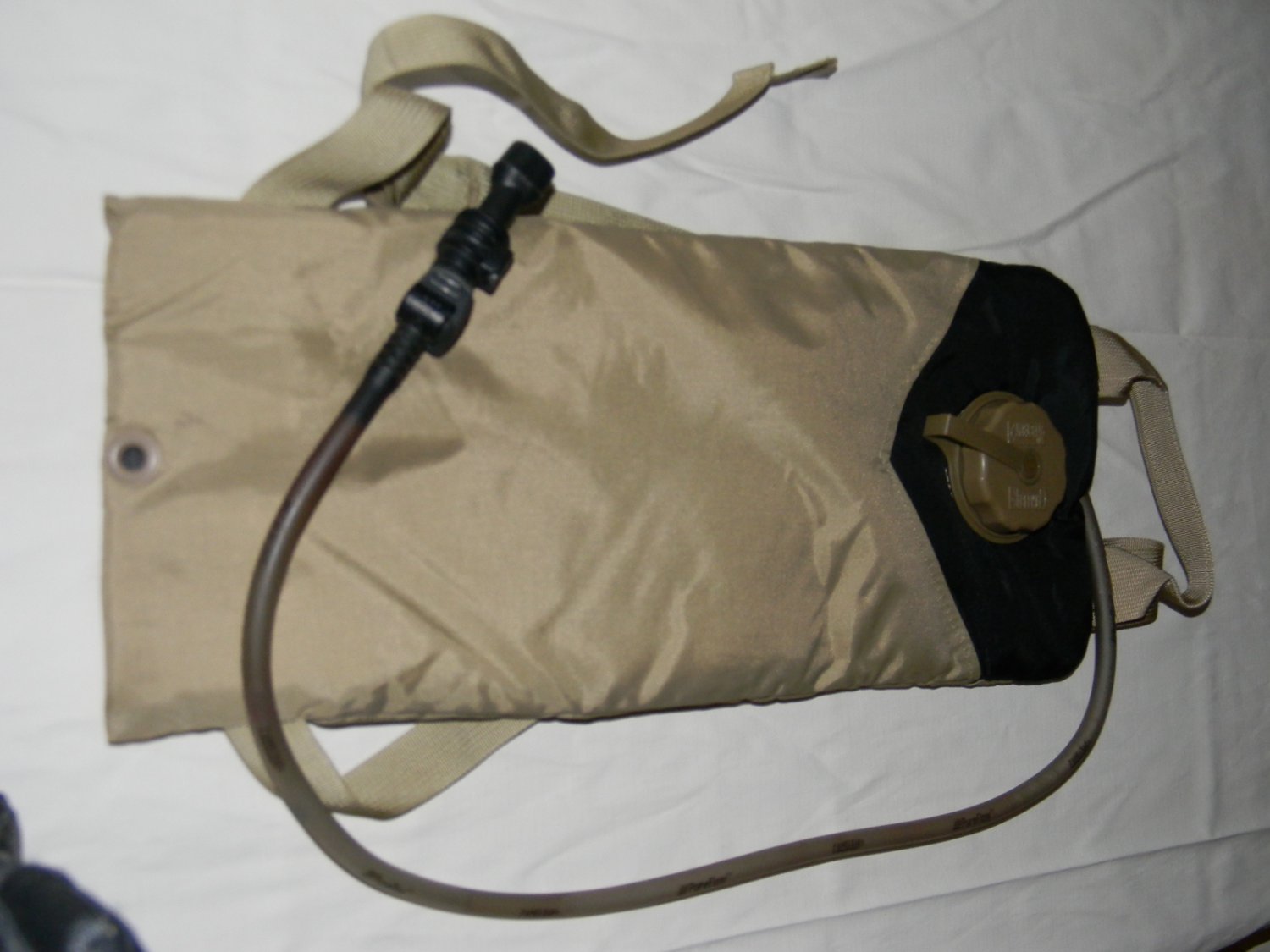 USGI Military Issue Camelbak Storm Hydration System - - 3 Liter/100 fl. oz.