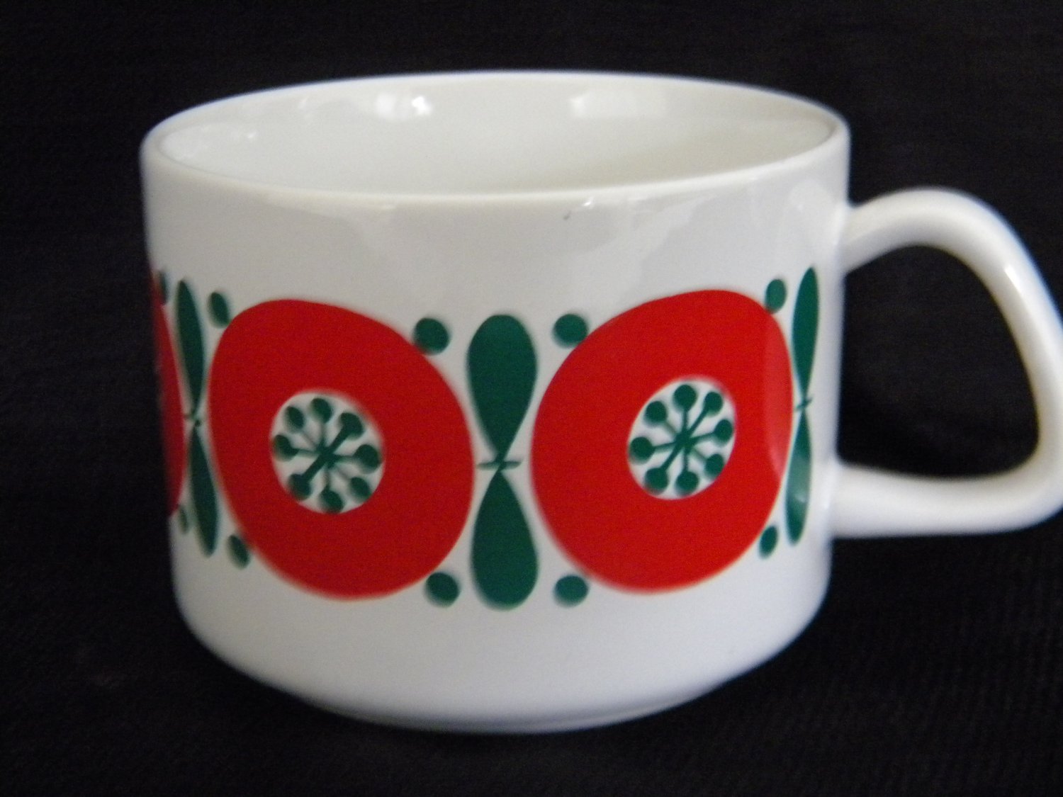 Melitta Germany 2.5" Tea/Coffee Cup Red/ Orange Circles Green Sunburst