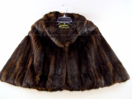 Davidson's Indiana Fur Co. Brown Mink Fur Stole. Luxurious,Glossy ...