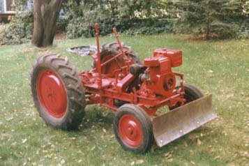 GIBSON TRACTOR OPERATIONS MANUAL PART LIST PARTS MANUAL