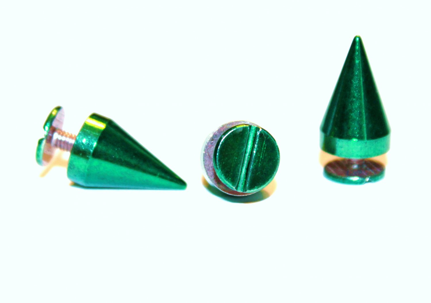 16mm Screw on Spike Beads Green 10 pcs