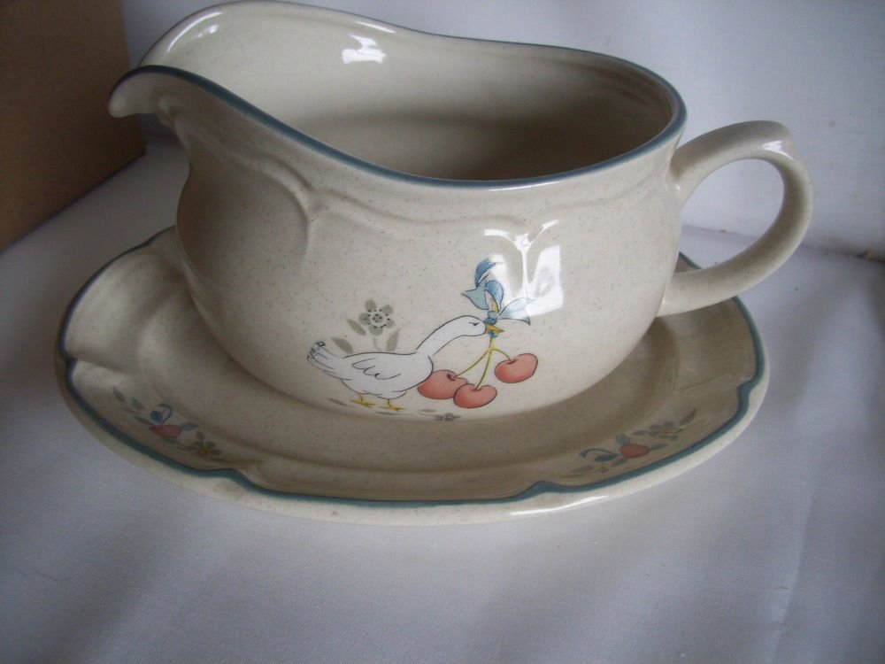 International China Stoneware Marmalade GEESE with apples Gravy Boat ...