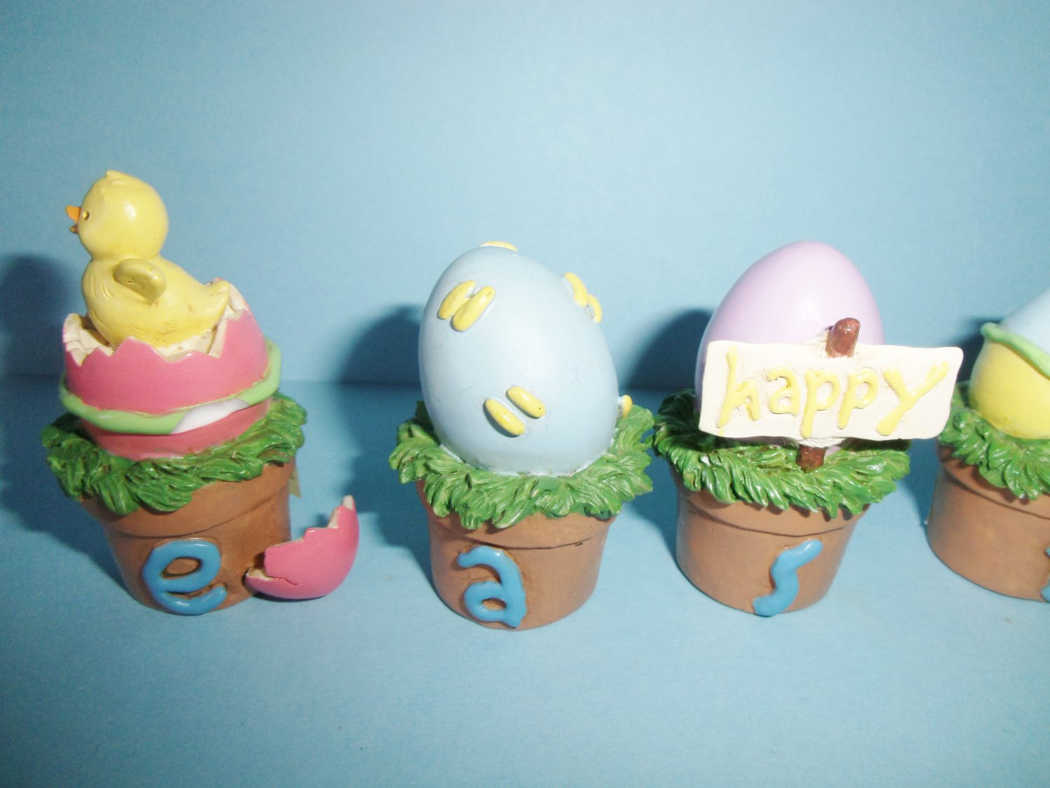 Disney Happy Easter Block Set Miniature Flower Pots Midwest of Cannon Falls