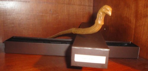 NEW WIZARDING WORLD OF HARRY POTTER VIKTOR KRUM WAND!