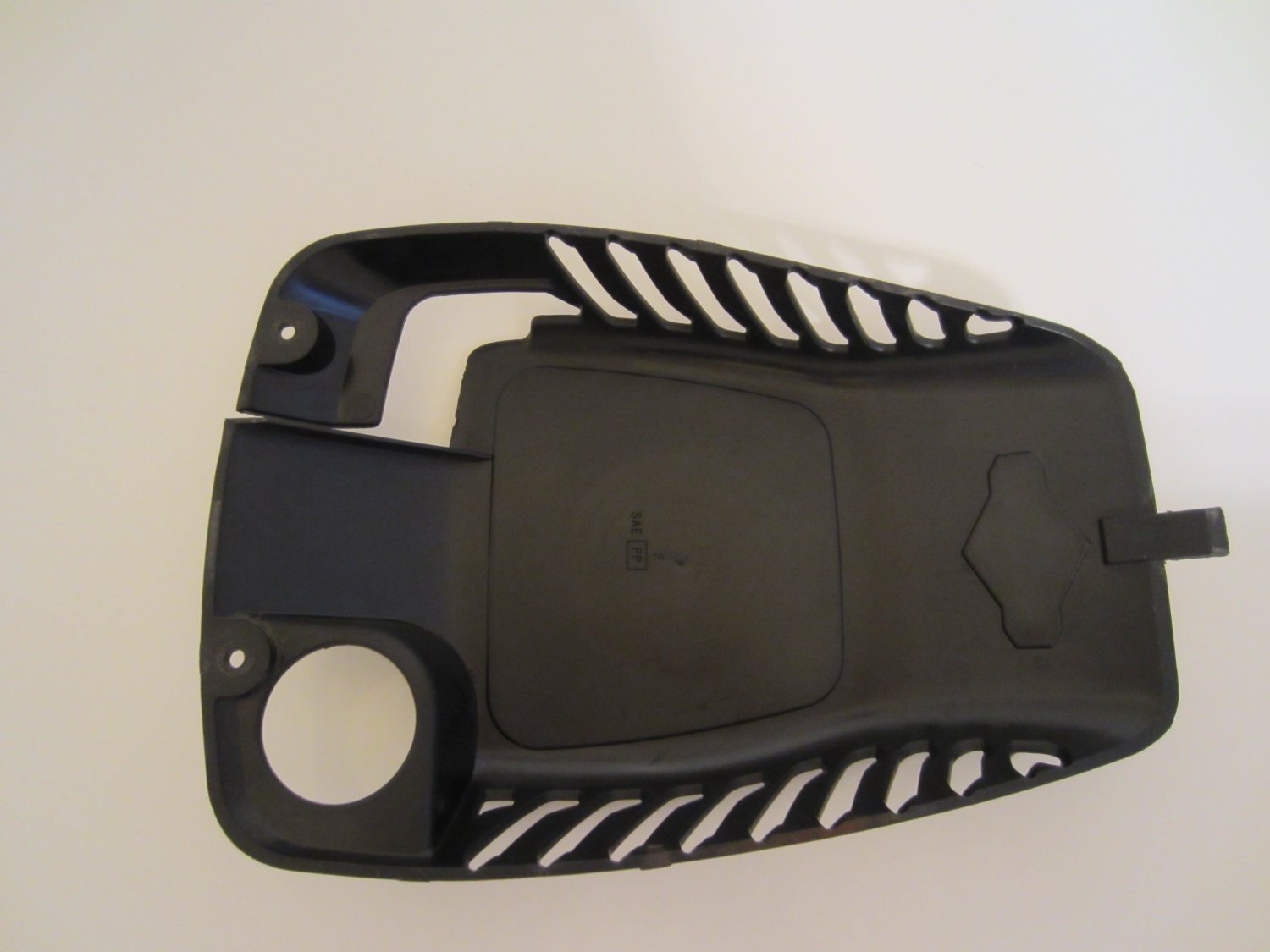 Briggs & Stratton 4HP Quattro Rewind Guard (Engine Cover) 691932