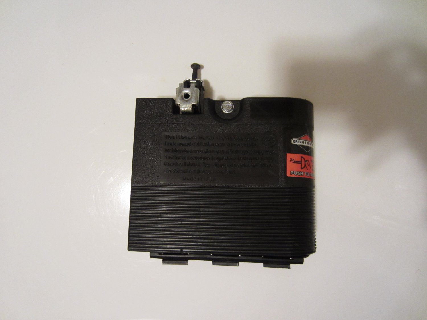 Briggs & Stratton air cleaner assembly 795259 (Primer style)