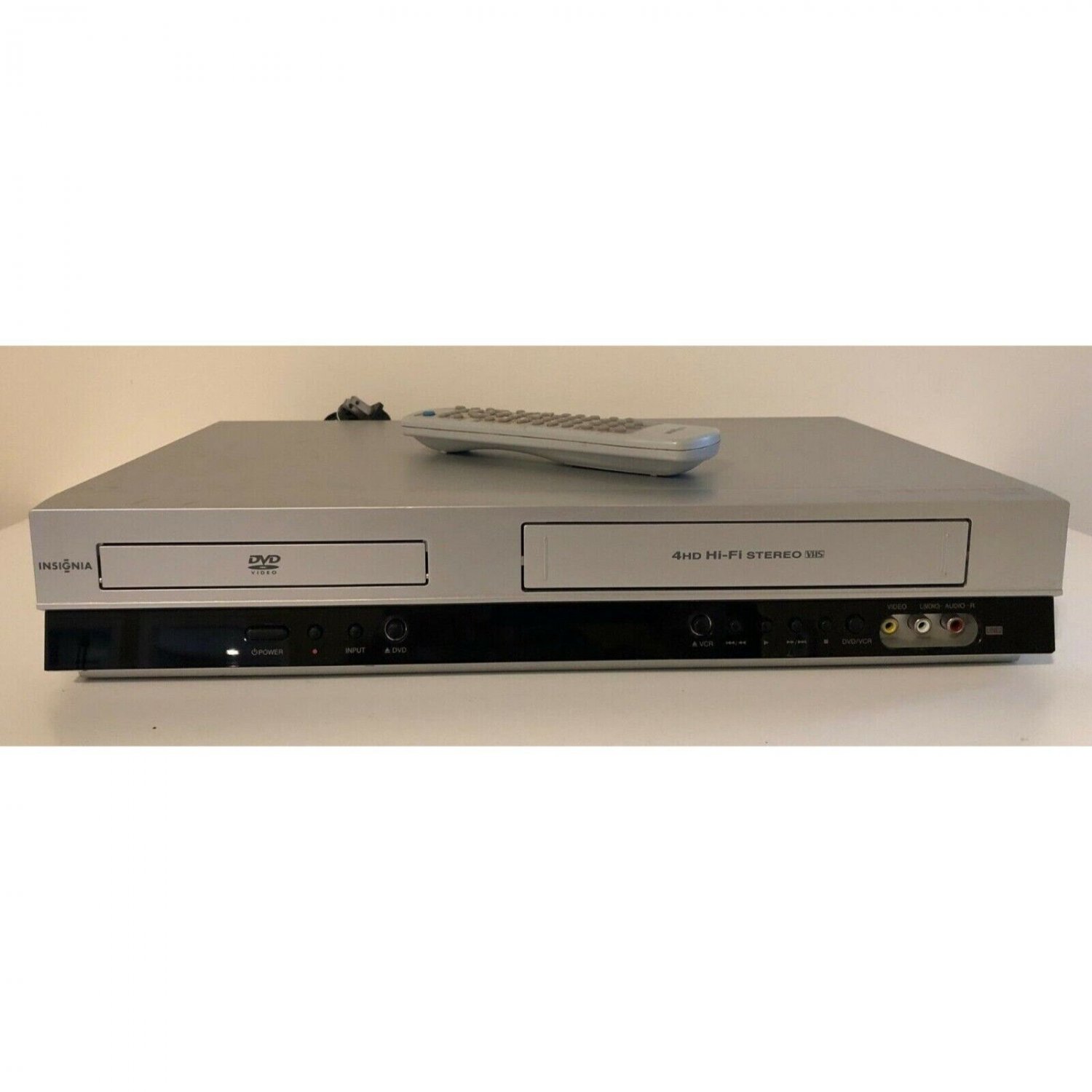 Insignia Ns-DVDVCR DVD VCR Combo with Remote, Cables and Hdmi Adapter