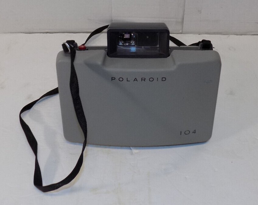 Vintage Polaroid Automatic 104 Instant Film Land Camera