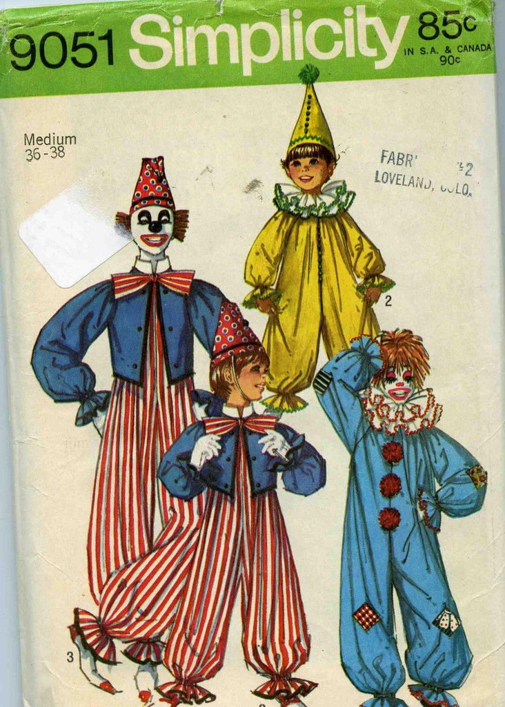 SIMPLICITY ADULT CLOWN HALLOWEEN COSTUME PATTERN 9051 Size 36-38