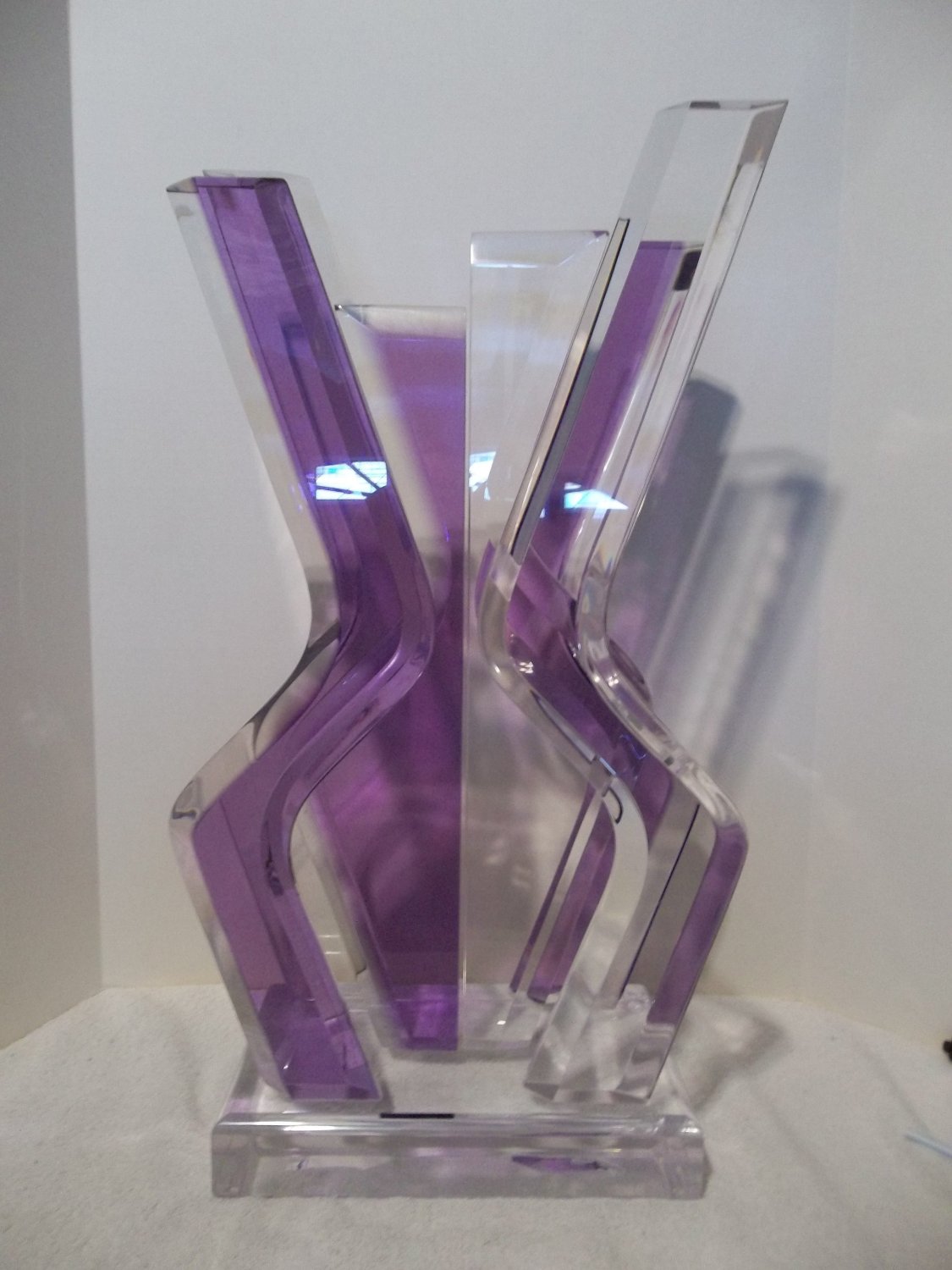 26 INCH Signed Muniz Lucite Acrylic Harmony Collection X Sculpture ...