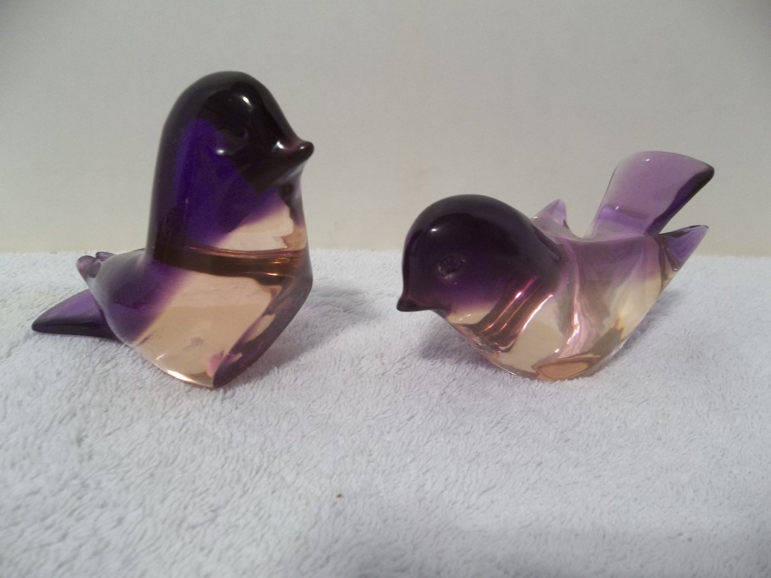 Pair of Vintage ? Lucite Acrylic Bird Birds Doves Sculptures Figurines ...